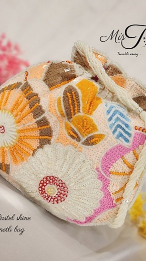 Introducing our new collection of designer clutches, bags and accessories for the season ahead. Shop our limited edition collection now at www.misstinsel.com . _________ Website link in bio www.misstinsel.com ___________ WhatsApp - 91 8799999900 World-wide shipping 🌐 Cash on delivery available #misstinseljewellery #misstinsel #clutches #accessories #bagsforwomen #reelkarofeelkaro #reelsinstagram | Miss Tinsel