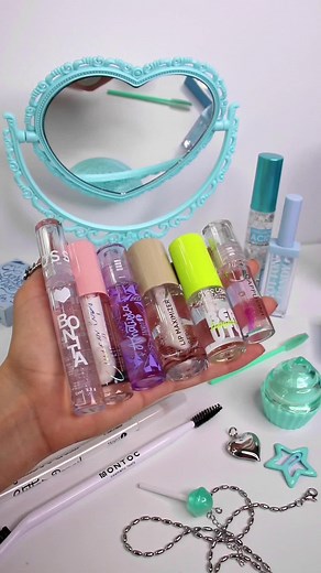 Diferencias entre glosses labiales colombianos 🤍