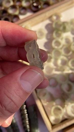 #pandoracrystalbox #rings #carved rings