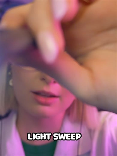 The most tingly Light Sweep 🔦🔦🔦 So many of you enjoy this on my lives so here is a dedicated video ... enjoy 😘 #asmr #asmrsounds #asmrvideo #asmrforsleep #eyesclosedasmr #lightsweep #lighttrigger