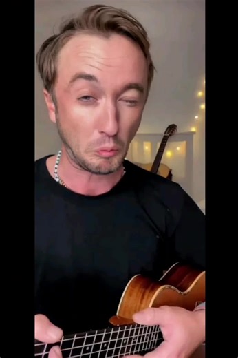 I'm so sorry, @Tom Felton 😭 #tomfelton #thefinalbraincell🤣 #imsosorryitsjustsofunny