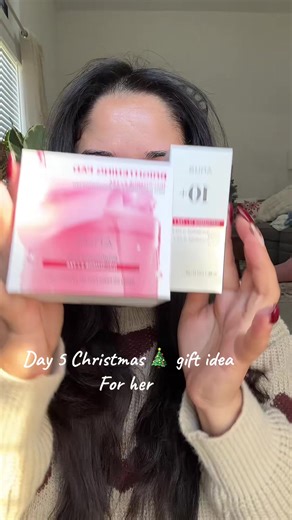 Day 5 Christmas 🎄 gift idea for her #christmasgiftideas #anuaskincare #anuaskincareset #anuatonerpad #blackfridaysale @Anua Store US