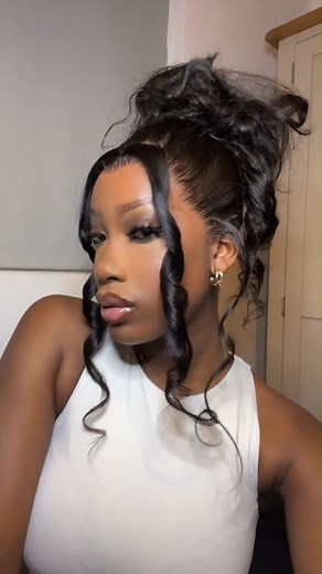 2.6K views · 23 reactions | How to make high ponytail wig a frontal Learn more>>https://st.sunberhair.com/CPq2tK . Hot Sale Put On and Go Wig! 혼홡홡 ퟮퟮ홄홣환홝 홒홞활홨 $ퟵퟵ IG Exclusive Code”IG17” Click #biolink to buy now,pay later with 홎홝홤홥 홥홖홮&혾홧홚홙홞황 환홖홧홙&혼홛황홚홧홥홖홮&홋홖홮홥홖홡 ,ퟎ Interest | Sunber Hair | Facebook