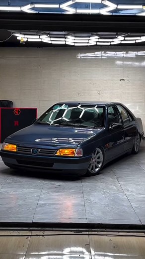 ‎کفخواب ساوه‎ on Instagram‎: "قلب منم صدای 405 میده خاااارشو گا...دم 😅😍 #پژو_405 #کفخواب #ماشینباز #پنو"‎