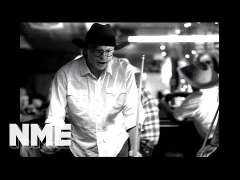 R.E.M. - 'Man On The Moon' I Song Stories