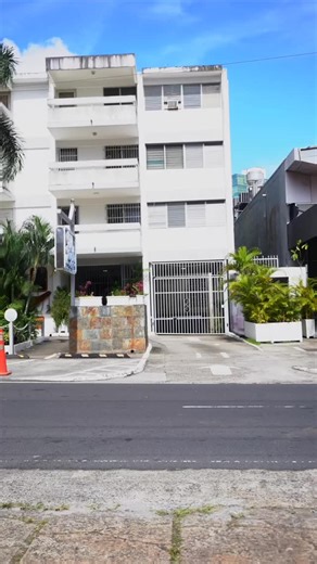 3K views · 34 reactions | THE HEEL METALLIC (268232) $ퟐퟕ.ퟗퟓ Mujer Tallas: EUR 36 - EUR 41 US 5 - US 10 Disponible en color dorado (video) y crema (268226). PRIMA BELLA Visítanos en: Nuestras tiendas físicas #bbbShoes Para consultas escríbenos al WhatsApp de servicio al cliente tel:66162365 En línea en https://www.bbb.com.pa #bbbOnline | bbb Shoes & Boots | Facebook