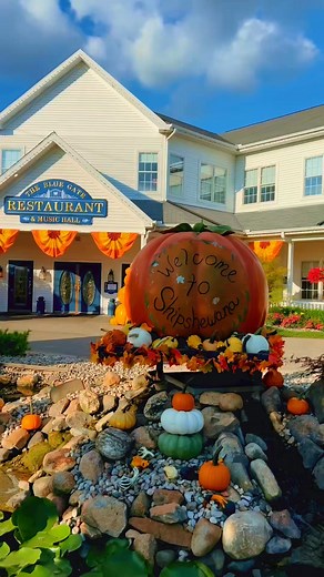 Happy Fall from the Blue Gate! Have you checked out our fall decor and photo ops yet? Share your festive images in the comments below! 📸🧡 🍂 🍁 #shipshewana #thebluegate #fallvibes #falldecorating #falldecor | Blue Gate Restaurant & Theatre