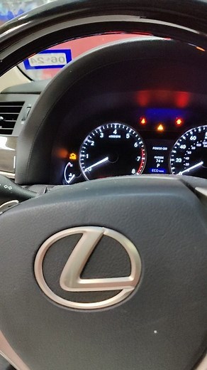 Lexus GS350 2015 - GROM VLite VT2 System adds wireless Android Auto to the factory car stereo. Fully integrated with car stereo display, controls, functions and factory sound system. More information is available at https://gromaudio.com Drive happy! #gromvlite #carstereo #caraudio #carvideo #lexus #carplay #androudauto #applecarplay #applecarplaywireless | GROM Audio