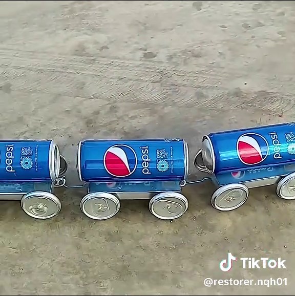 DIY Longest Toy Train with Pepsi Cans