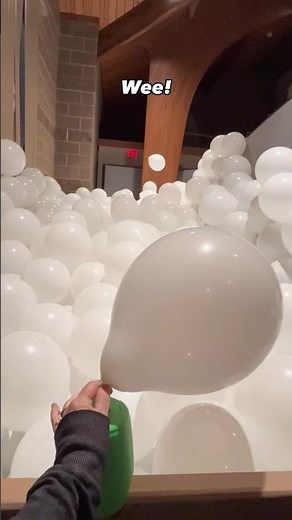 Balloon inflating and deflating! #shorts