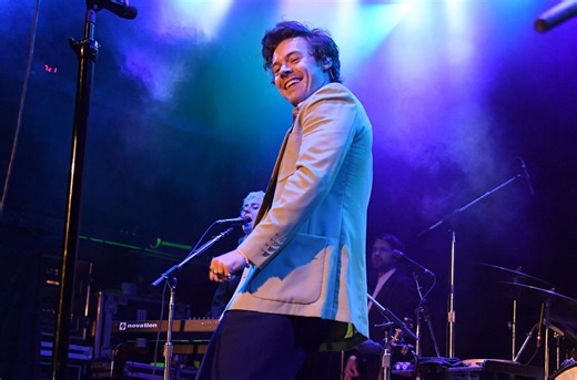 From ‘Juice’ to ‘Big Yellow Taxi,’ Here Are Harry Styles’ Best Covers