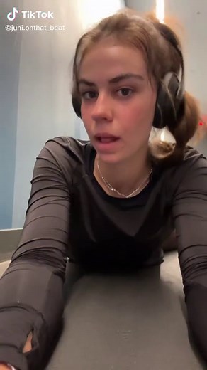 With the girls> #party #viral #springbreak