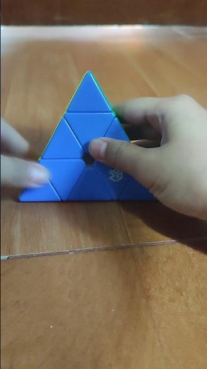 pyraminx Gan Rubik's cube