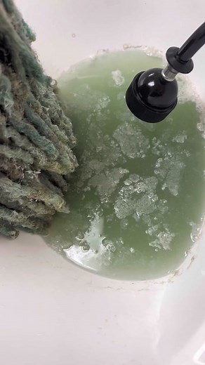 Safe and Natural Hair Coloring Alternatives for Locs