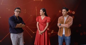 40K views · 327 reactions | CHÀNG GAMER vs. ANH NGƯỜI MẪU, AI SẼ K.O.? Valentine mà nhìn kìa, bao nhiêu là game thủ F.A đang lướt net ngẫm về đời làm game thủ quyết chí không cần bồ! AMD hôm nay xin phép "nhuộm hồng" AMD Zone với cuộc chiến giữa chàng gamer và anh người mẫu. Ai sẽ là người chiếm được trái tim của nàng?  #AMDZone #AMD | AMD | Facebook