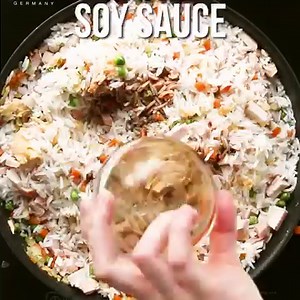 107K views · 119 reactions | ✴️ 홍홀혾홄홋홀: https://www.deliciousmeetshealthy.com/tag/chicken-poultry/ Easy chicken recipes simple enough to make even on the laziest of all weeknights. Add healthy and fresh flavor to family meals with these quick recipes that are perfect for busy dinners. | Delicious Meets Healthy | Facebook