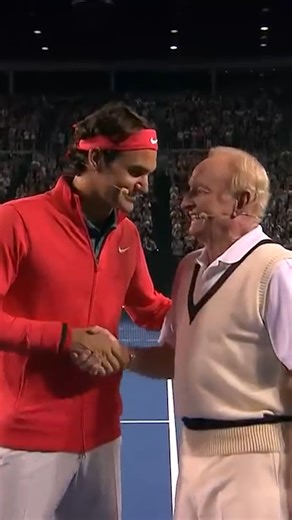 📹 Warm-up flashback: Rod Laver 🤝 Roger Federer You read that right, so sit back and enjoy 🍿 Opening Ceremony 🎟: https://www.ticketmaster.com.au/event/2500637AD4E06ED0 | Australian Open