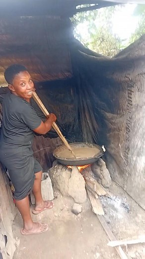 So eone want to eat the maggots food 🌳 🏡 🐔 🐥 🐟 🐠 #treading #fbreelsfyp #fbreelsfyp #reelsviral #humanity #food #lunch #breakfast #farming #maggot #feeding #fypviralシ #howto #foryoupage #farmers #Nice #OMG #Wow #saturday | The Bsf King