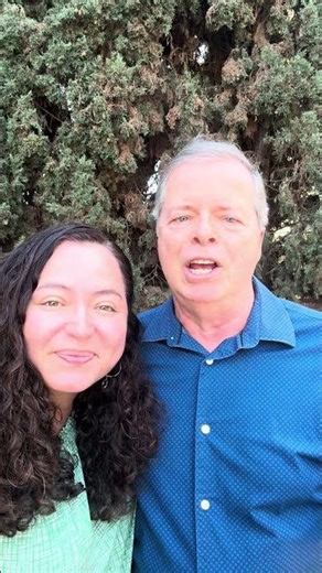 Promo vertical ad videoVertical Promo Ad for AI Without the Headache Event