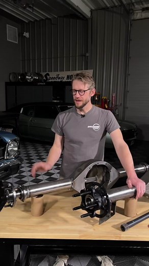 A full floating axle will be able to handle more weight and provide better performance compared to a semi floating axle. #speedwaymotors #axle #wheelhub #performance