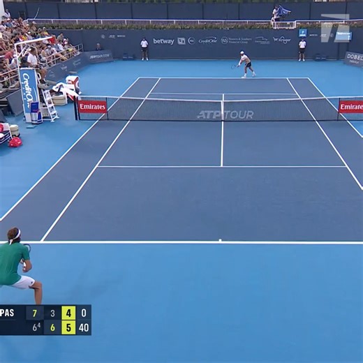 A BIG moment for Benjamin Bonzi The Frenchman defeats Stefanos Tsitsipas 6-7(4), 6-3, 6-4 to make his first ATP 1000 fourth round! #CincyTennis | Tennis Channel