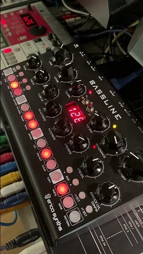 Erica Synths Bassline DB-01 First Session