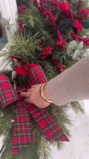 Easy Christmas Window Boxes #christmasdecorations