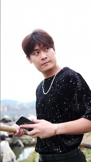 Genius son spills ink and uses cuttlefish to make homemade ink! Part2