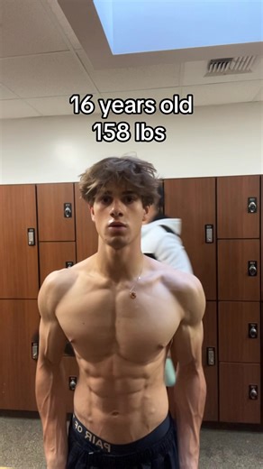 Rugby has been taking my attention away from lifting. Not too sure what direction to go with my physique and training atp- might hire a coach idk 🤷‍♂️ #gymmotivation #davidlaid #bodybuilding #biceps #fakebody