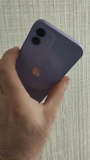 Apple iPhone 12 Incoming Call