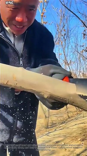 This Small Hand Saw Cuts Wood Insanely Fast! 🔥 Must-Have Tool