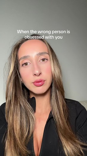 Dealing with Obsessive Individuals: Signs and Solutions