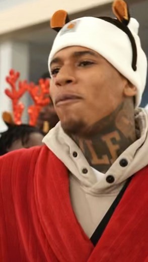 NLE CHOPPA 😳 | I Went Christmas Caroling And This Happened 😂😂😂 FULL VIDEO ON AWAKENED CHOPPA YOUTUBE CHANNEL 🤣 | Instagram