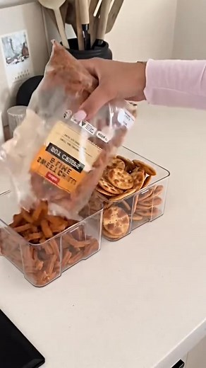 ASMR Snack Restock 🤤🤤🤤 #asmr #asmrsounds #asmrvideo #asmrtiktoks #asmrrestock #restock #restockasmr #restocking #restockingasmr #restockingvideo #snack #snacks #snackrestock #fyp #fypシ #trending #viral #viralvideo #viraltiktok | Asmr.satisfyyng