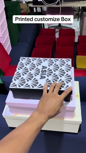 “Looking for the perfect gift box? ✨ Whether you already have a design in mind or want something unique, we’ve got you covered! We offer printed customized boxes—just send us your edited photo or share the link of your Canva design, and we’ll take care of the rest.” #customized #printing #giftideas #giftbox