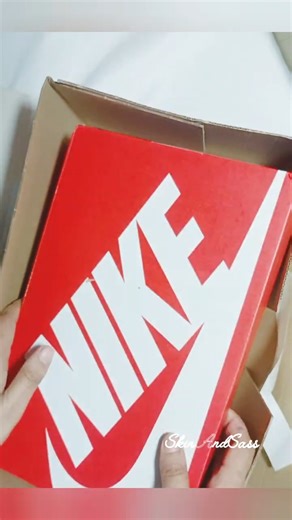 Loving my new Nike shoes! 🛍️👟 Unboxing and review now. #NikeWomen #ShoeLove #Unboxing