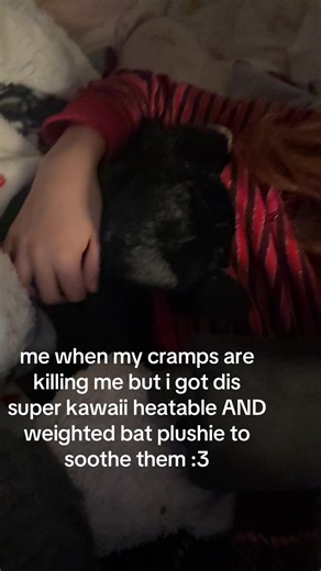 dont mind my bangs they was just rolled up LOLL any way this bat stays warm for about an hour or more and it rlly does help me sleep🩷🩷#wlw