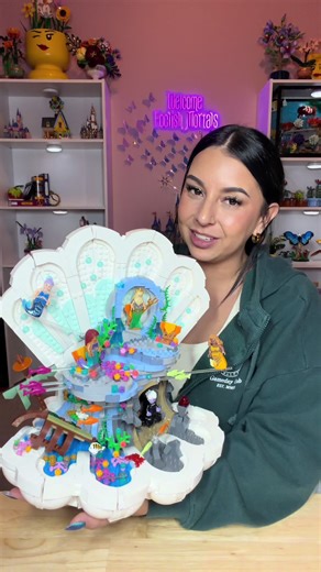 Little Mermaid Clamshell Lego Build Overview
