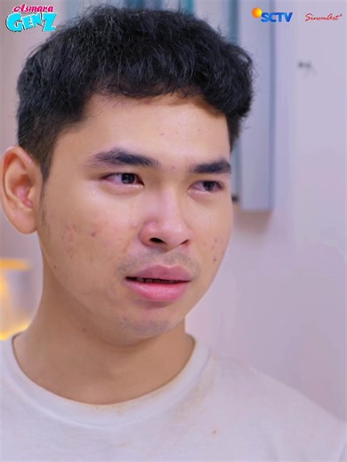 Adit pasti kaget & terpukul banget, tau kalau mama Slay punya 2 anak perempuan lagi🥺💔 Saksikan sinetron #AsmaraGenZ setiap hari, pukul 16.55 WIB hanya di @sctv 👌 #BullyBukanGenZ #CintaGakBully #SCTV #SCTVSinetron