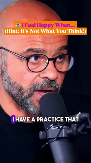 📝 Create Your HAPPY LIST: The Secret to Everyday Joy! ☕✨ Mo has a practice called the