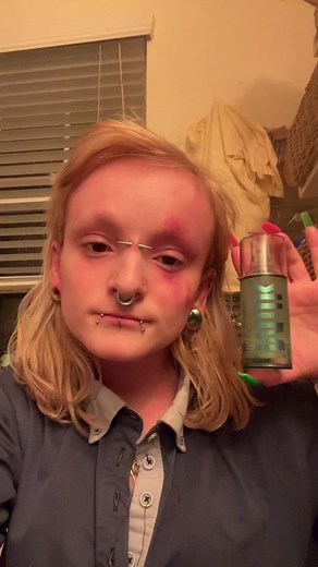 wheres my juul #CloseYourRings #punk #makeup