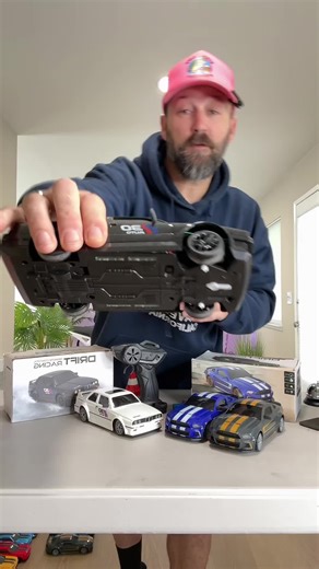 Experience the Thrill of BMW Style 1/24 Scale RC Drift Car