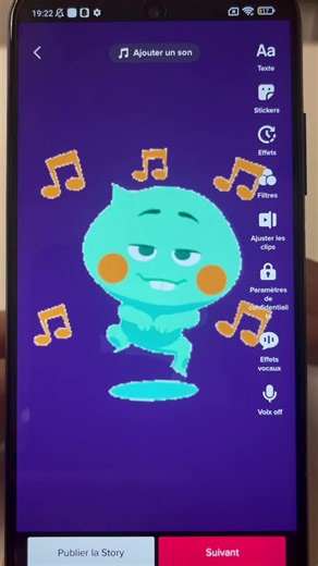 Mastering GIF Search on Your Smartphone Tutorial