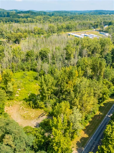 Wayne County NY land is heating up. I met with 3 new buyers this weekend looking for acreage. If you’re thinking about buying land in Upstate NY, here’s how I run a matrix search to find the best properties. Thinking about buying dirt? 🌾 #WayneCountyNY #UpstateNYRealEstate #LandForSaleNY #AcreageForSale #NYRealtor