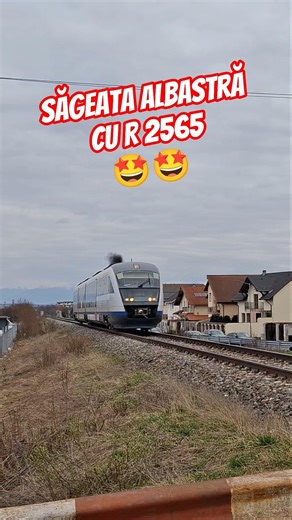 R 2565 Sibiu - Copsa Mica la marginea Sibiului #shorts #trainspotting #sibiu #romania #tren