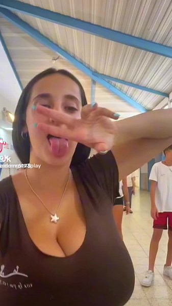 Big 🍒 #mommy #milk #fyp #🍒