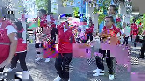 WATCH: DSWD6 Human Resource Management and Development Division staff, led by Division Chief Ryan de la Gente, dance to Angels in Red Vests theme song. Together with them are section heads Kristine S. Mangalus, Haidee M. Suñe, Ma. Eloisa P. Garcia, and Julieta O. Calamba. #BawatBuhayMahalagaSaDSWD #AngelsInRedVests | DSWD Western Visayas