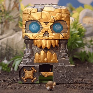 Treasure X is going small in a BIG way! ☠️ The Treasure X Lost Lands Skull Island Skull Temple Mega Playset offers a whole new world of adventure, mystery and treasure hunting within a massive 40 different levels to explore! When kids open their Skull Temple Playset, they will reveal a Temple full of traps and tasks to perform as they unlock the treasure! There's a crystal to reveal and guaranteed real gold dipped treasure to find! #TreasureX #SuperMooseToys | Moose Toys