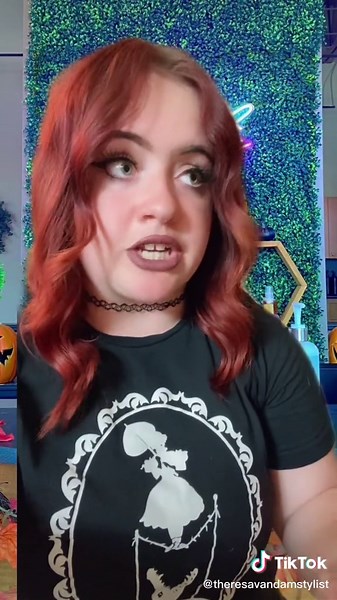 Salon Worker Yelling at Clients Compilation