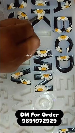 Making 100+ Resin Keychains | Bulk Order Process 😍 #resinart #resinartbypriyanka #resincraft